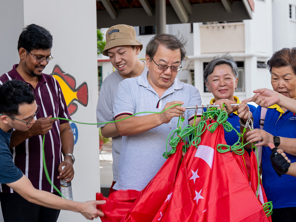 11 Years of Dedication: Uncle Ong’s Quiet Patriotism in Toa Payoh | Kaya